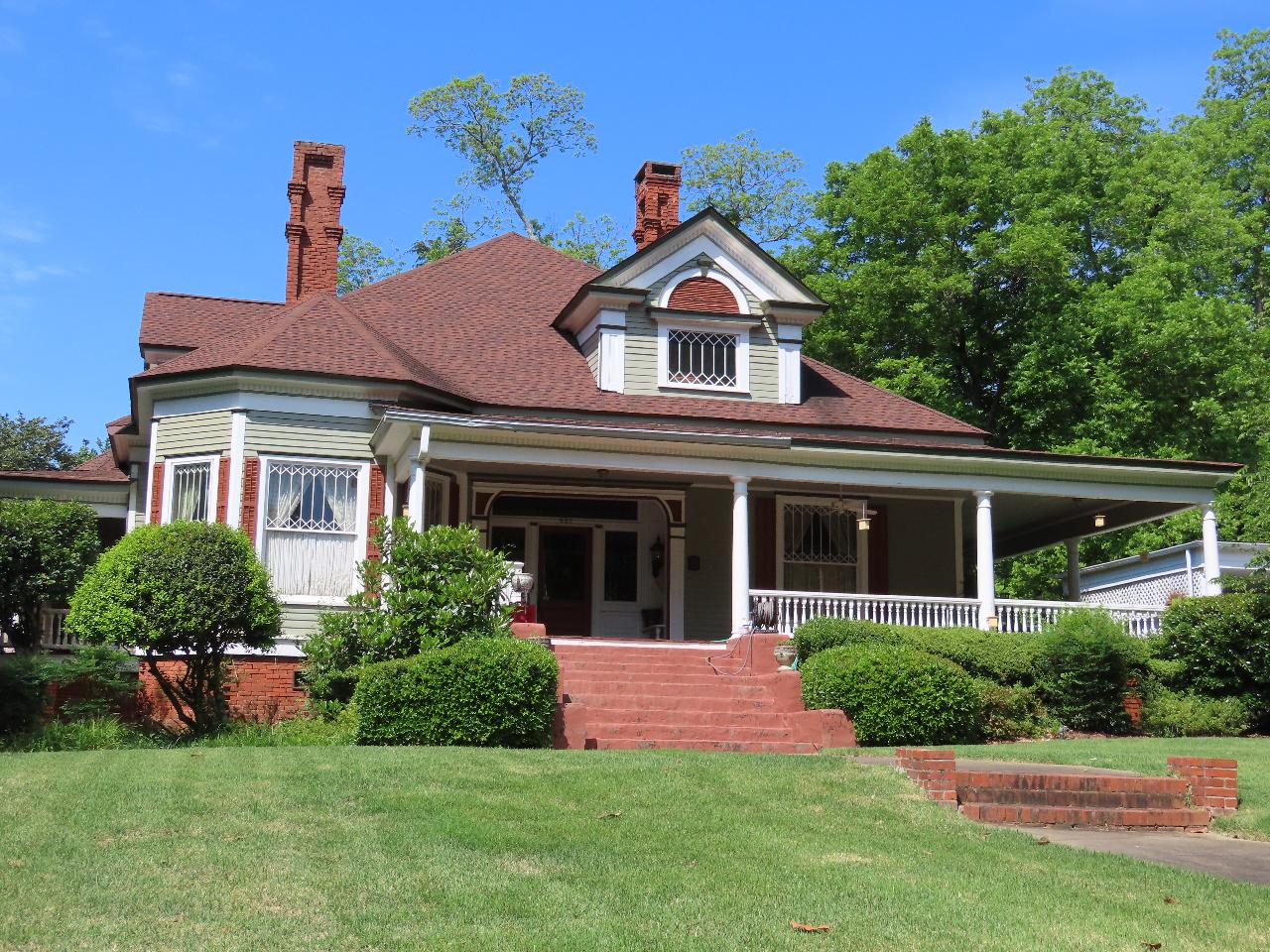 Auntie Bellum – The Georgia Antebellum Trail