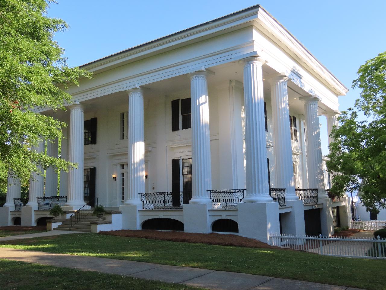 Auntie Bellum – The Georgia Antebellum Trail